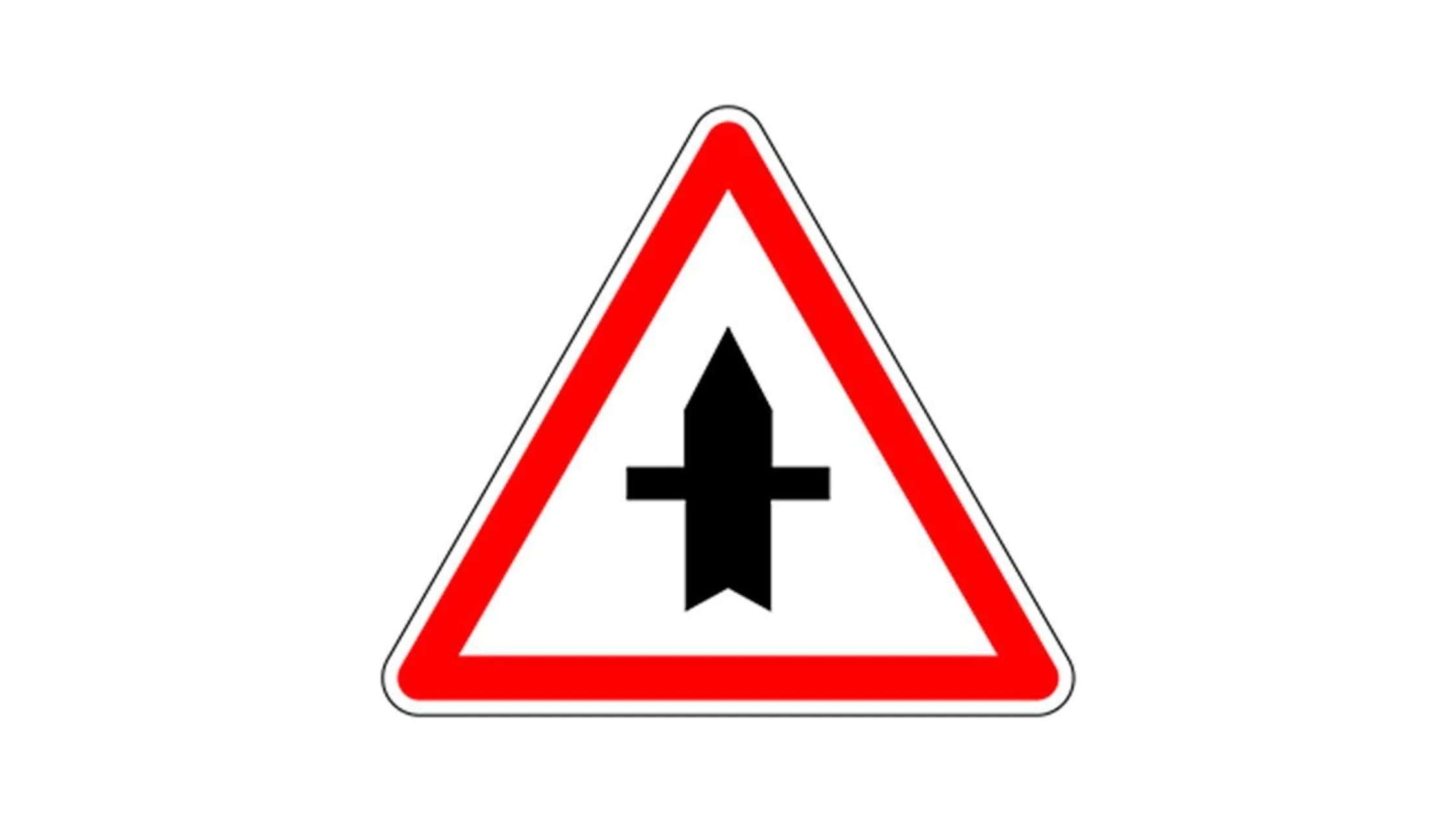 Cédez le passage : Panneaux STOP et Cédez le passage