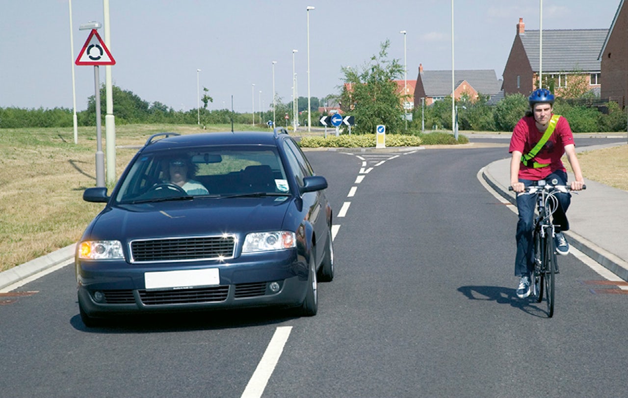 Using the Road: Overtaking Safety & Rules - Driving Theory