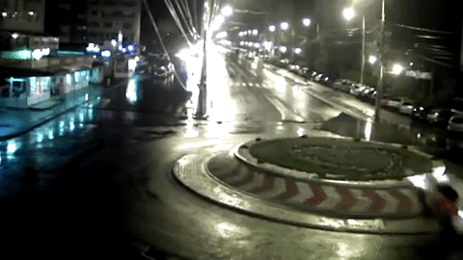 UK Roundabout Rules: How to Use a Roundabout Correctly